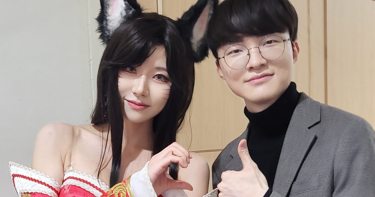 Faker bất ngờ lên tiếng "phũ đẹp" Ahri, hóa ra lựa chọn skin CKTG là có lý do