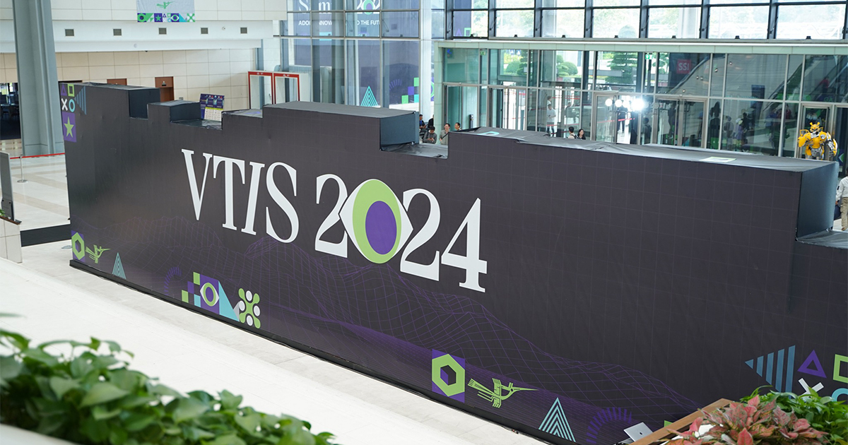VTIS 2024 - Ngày 1: Bùng nổ sự kiện với hơn 10.000 khách tham dự