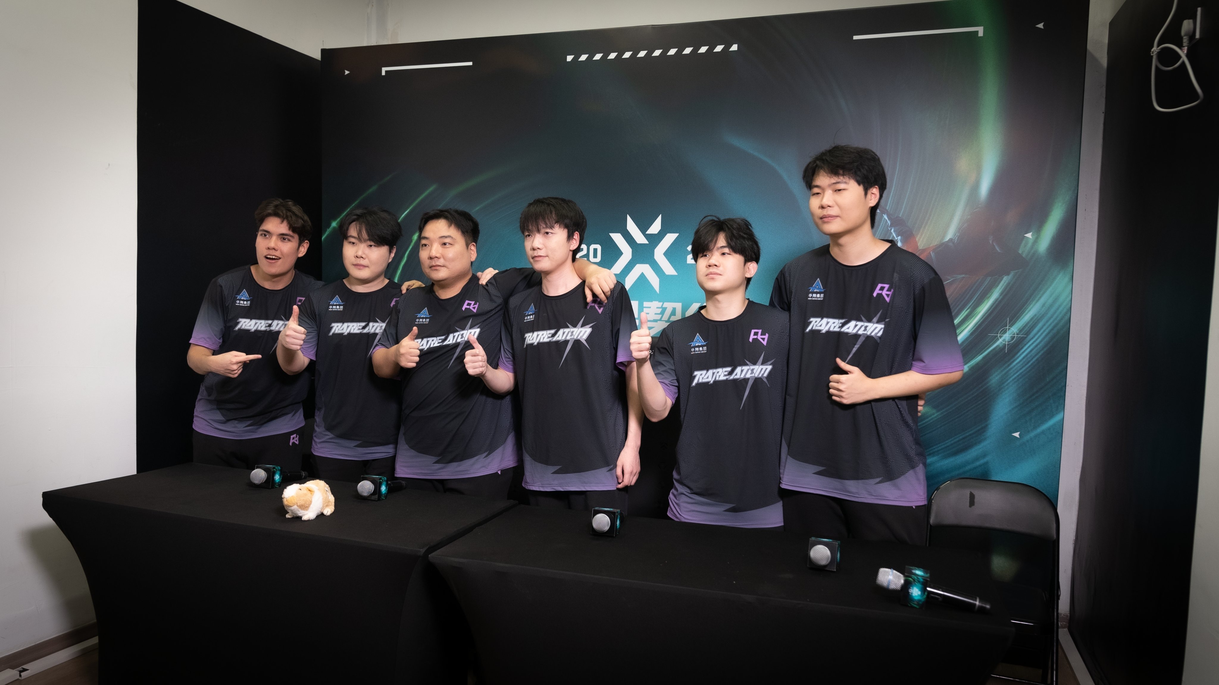 Về nhì 2 năm liên tiếp, Rare Atom chia tay với tấm vé thằng hạng tại ...