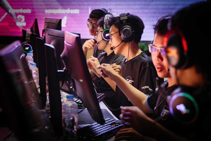 Hàng ngàn game thủ cháy hết mình tại offline chung kết miền Nam - Trung NSOC 2023